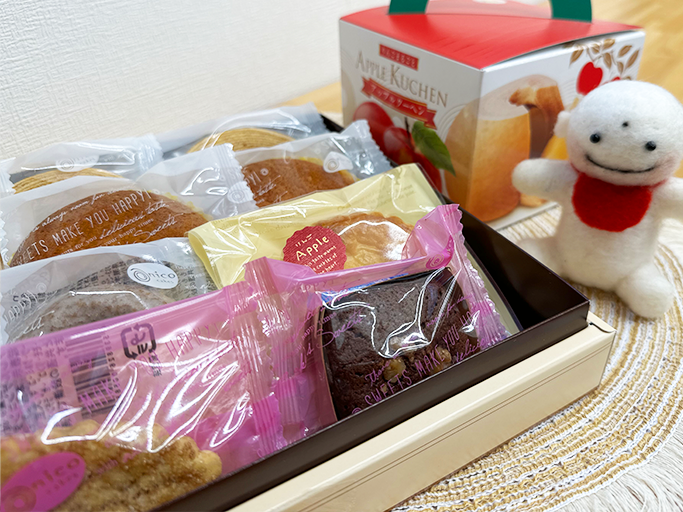 【インパクト抜群！】nico cakesのリンゴまるごとアップルクーヘン！ - ぼっちぃの秘密基地ぼっちぃの秘密基地